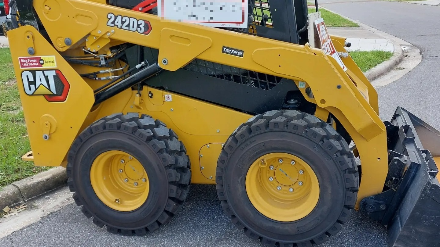 Rent, Rent to Own, or Buy this 2021 Caterpillar 242D3 Skid Steer ...
